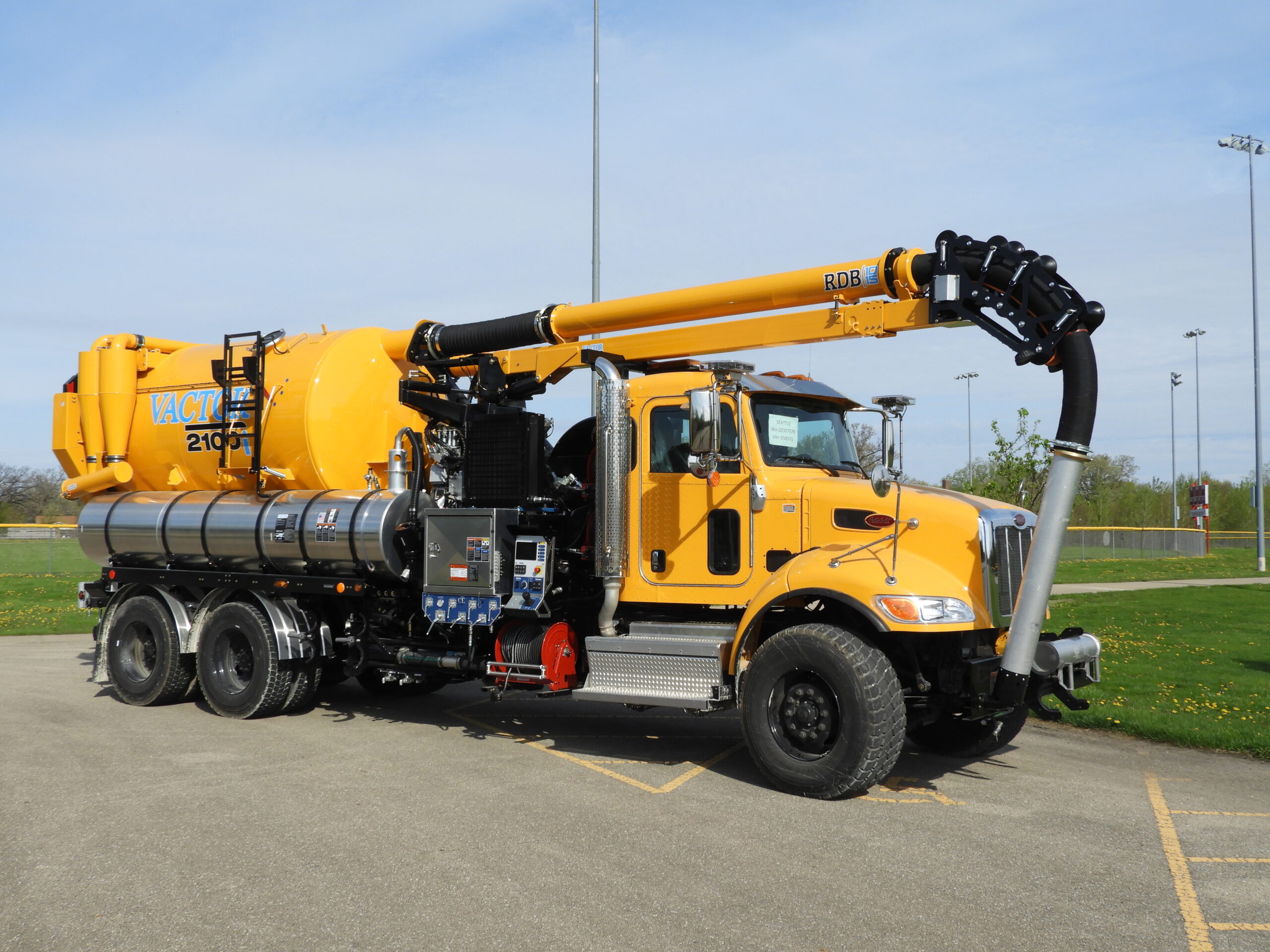 Vactor® 2100i® CB - A&H Equipment Co.